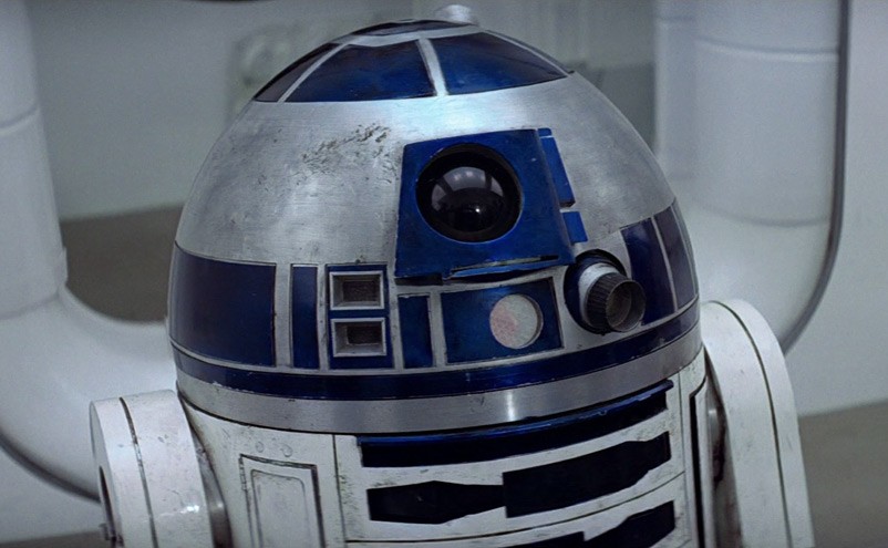 R2-D2 é confirmado em Star Wars: Episódio VII – Vírgula