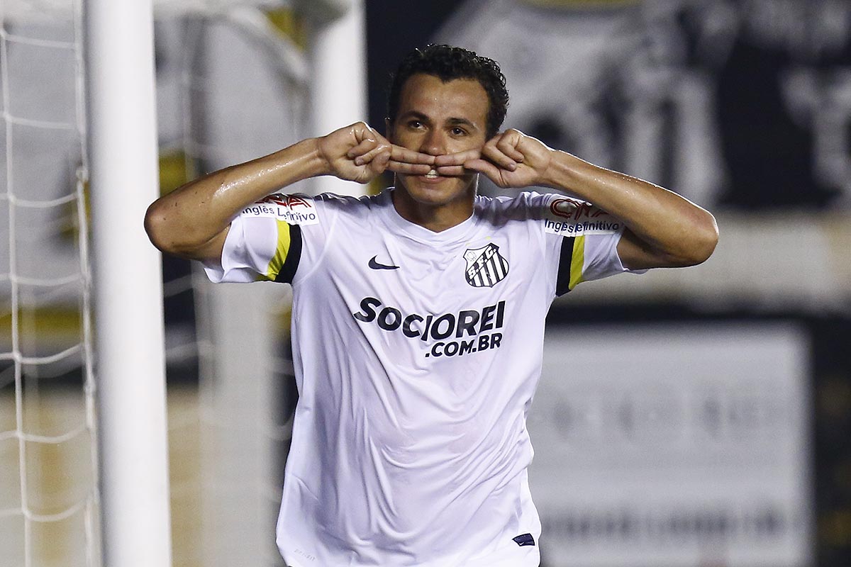 Atlético de Madri oferece R$ 40 milhões ao Santos por Leandro Damião ...
