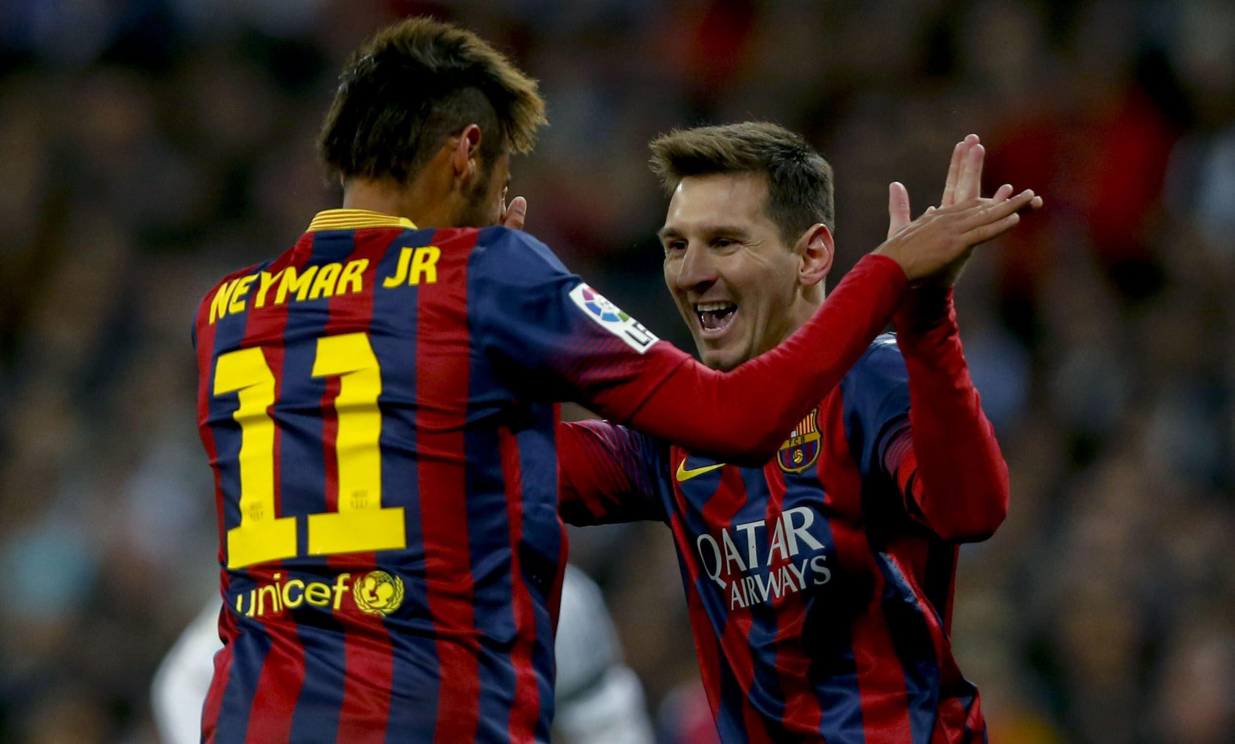 Messi se torna segundo maior artilheiro da história do Campeonato ...