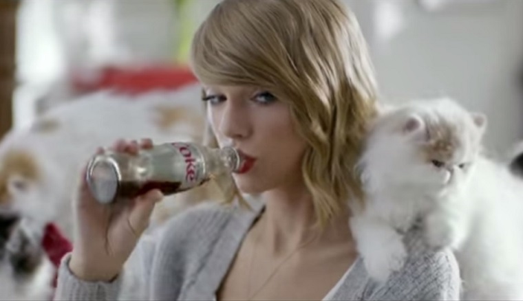 Para promover novo álbum, Taylor Swift participa de comercial de Coca ...