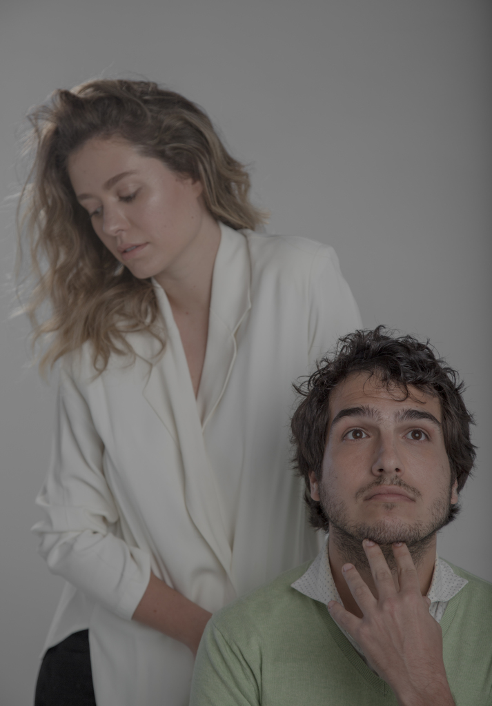 Filha de Tom Jobim investe em pop eletrônico no primeiro álbum – Vírgula