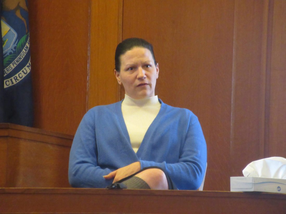 Mulher é suspeita de servir carne de amante em hambúrguer – Vírgula