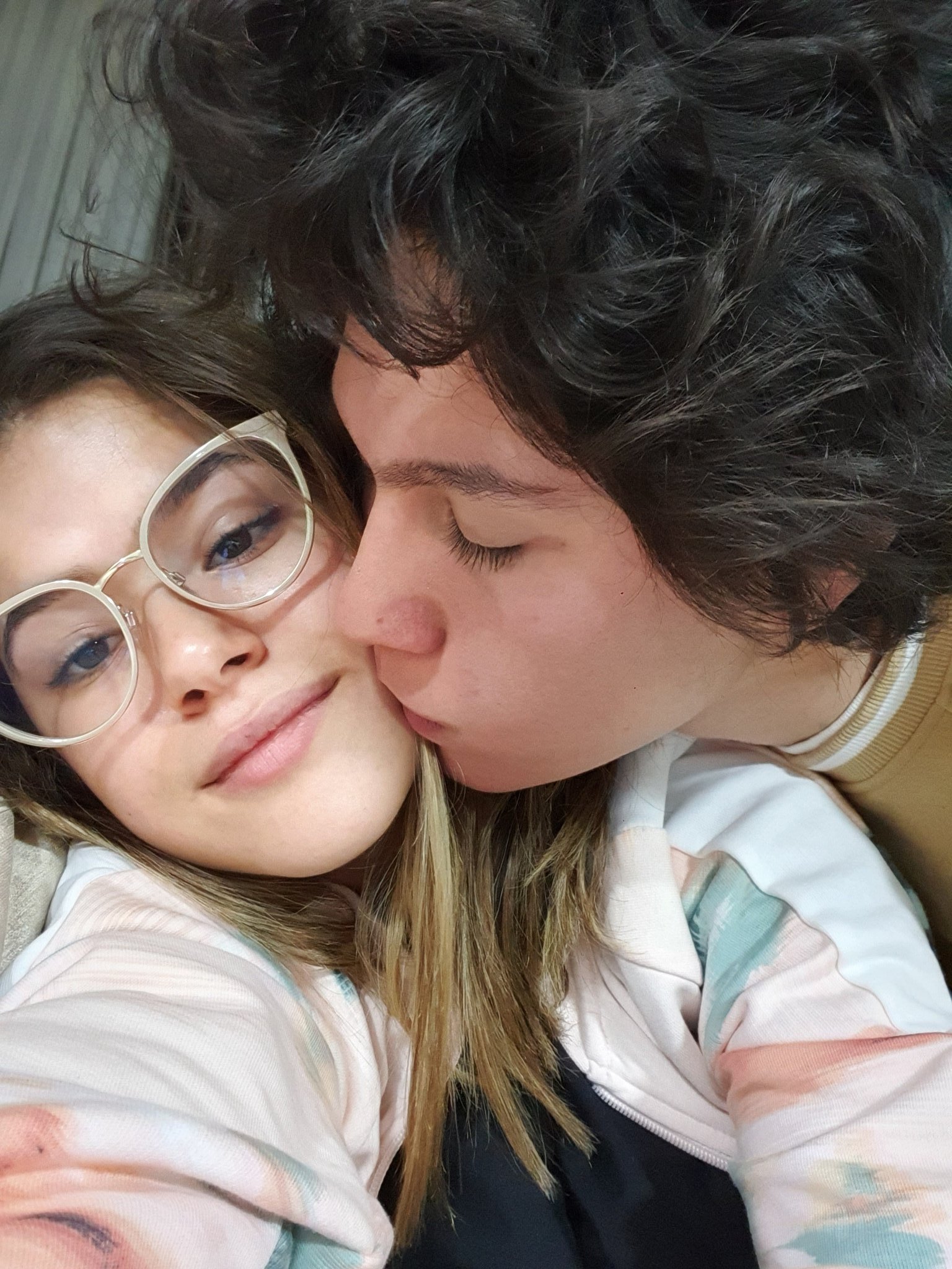 Maisa completa 2 anos de namoro e revela presente com significado fofo ...