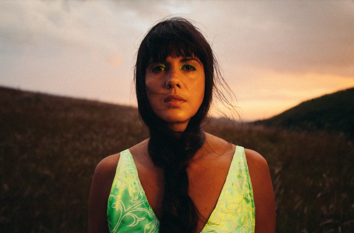 Lila mostra que as mulheres estão em constante movimento no álbum ...